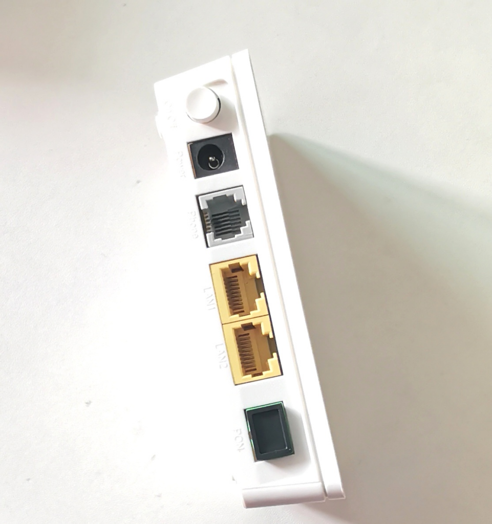 Brand new Echolife Small Style ftth modem EG8120L 1GE +1FE+1POT GPON ONU ONT - Ontolt.com