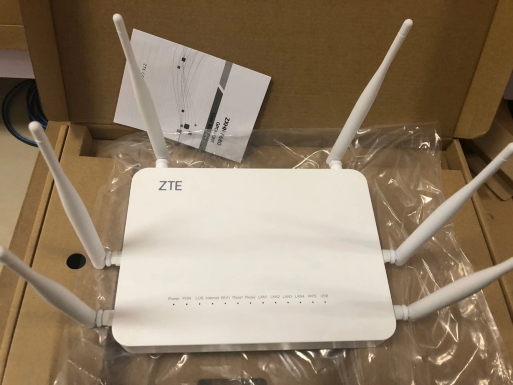 New F680 GPON ONU ONT 1GE+3FE+2POTS+USB Dual Band 2.4G&5G GPON ONU ...